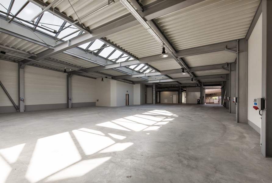 Multifunktionshalle : däschler architekten & ingenieure